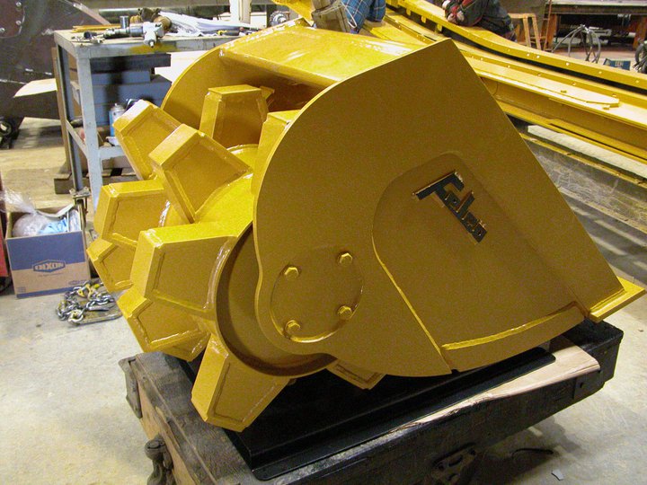 Roller Compaction Buckets | Felco Industries